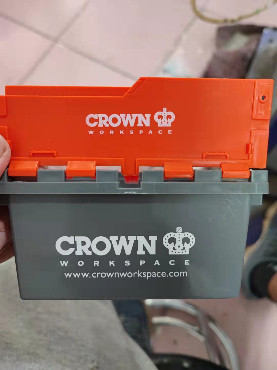 How to print LOGO for plastic turnover box?